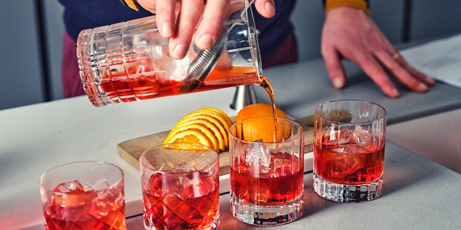 Cocktail making: The Art of Ice - DRINKING IN AMERICA